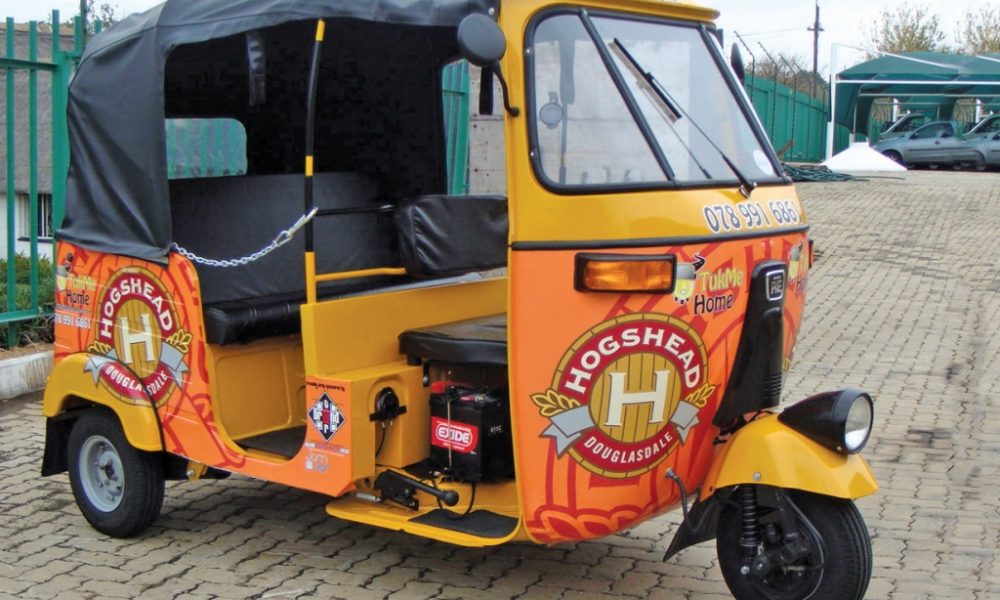 A Vehicle Wrap That Tuk-Tuks You Home