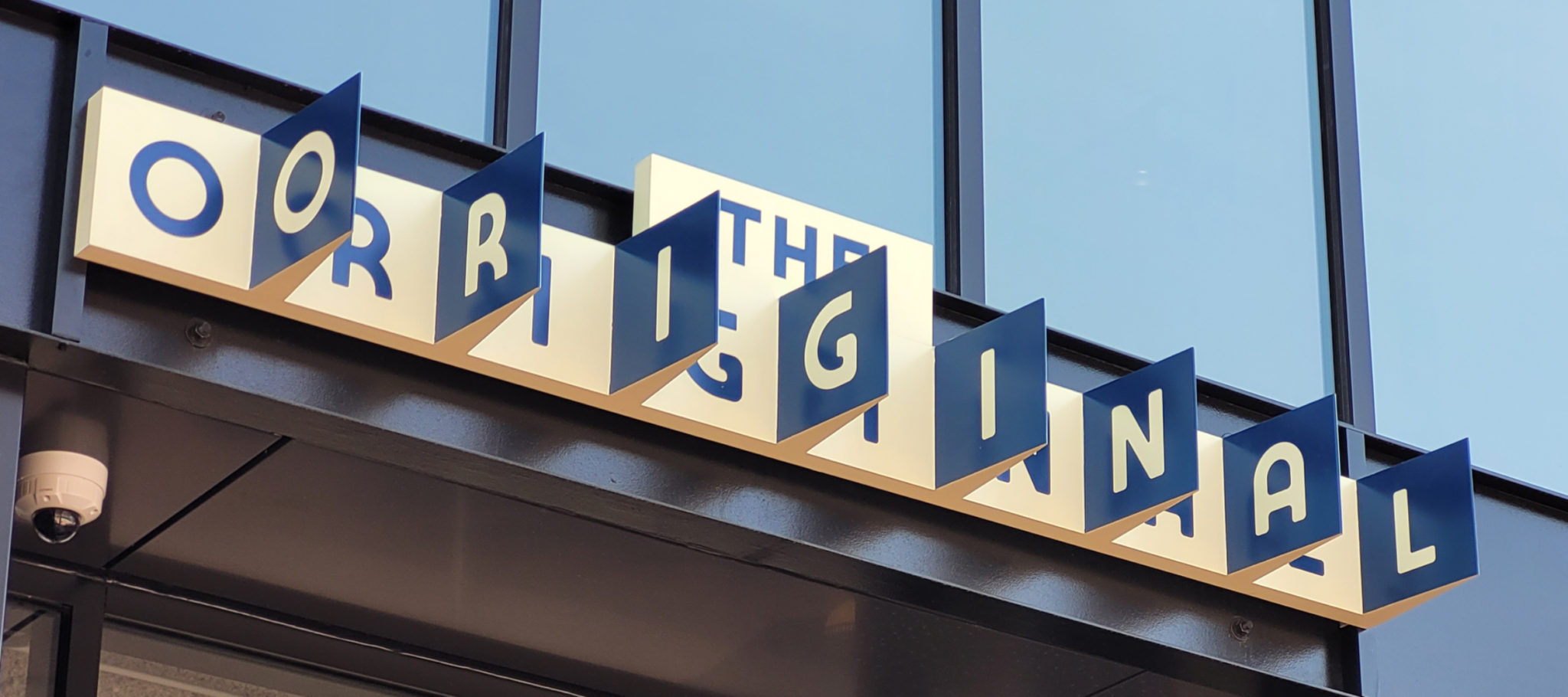 3 Shops Create Dimensional Signs with Standout Techniques